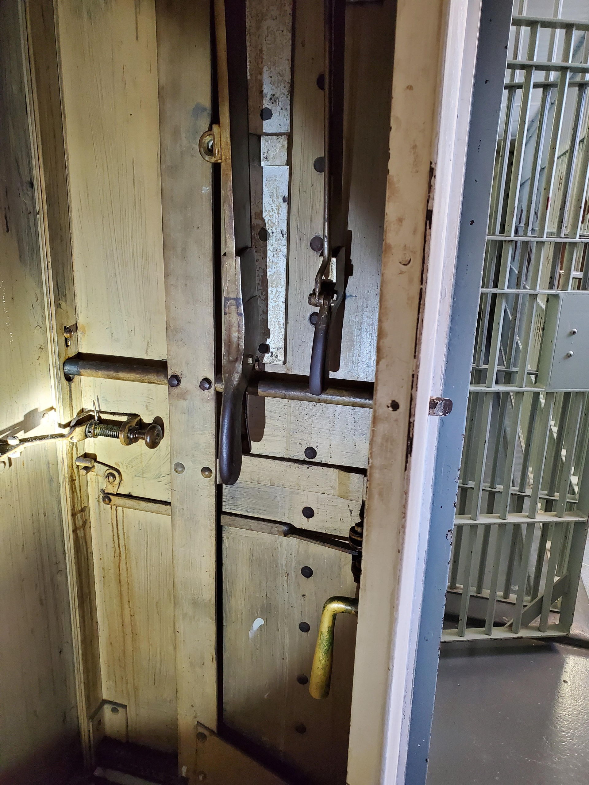 Barnes County Correctional Facility - Valley City, ND - Constructed in 1908