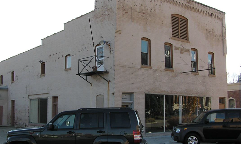 97 East Monroe Project l B2S Labs