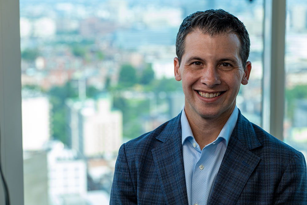 E326 - How to Write a Marketing Plan in the Real World (Damien Cabral, Partner and CoFounder of ...