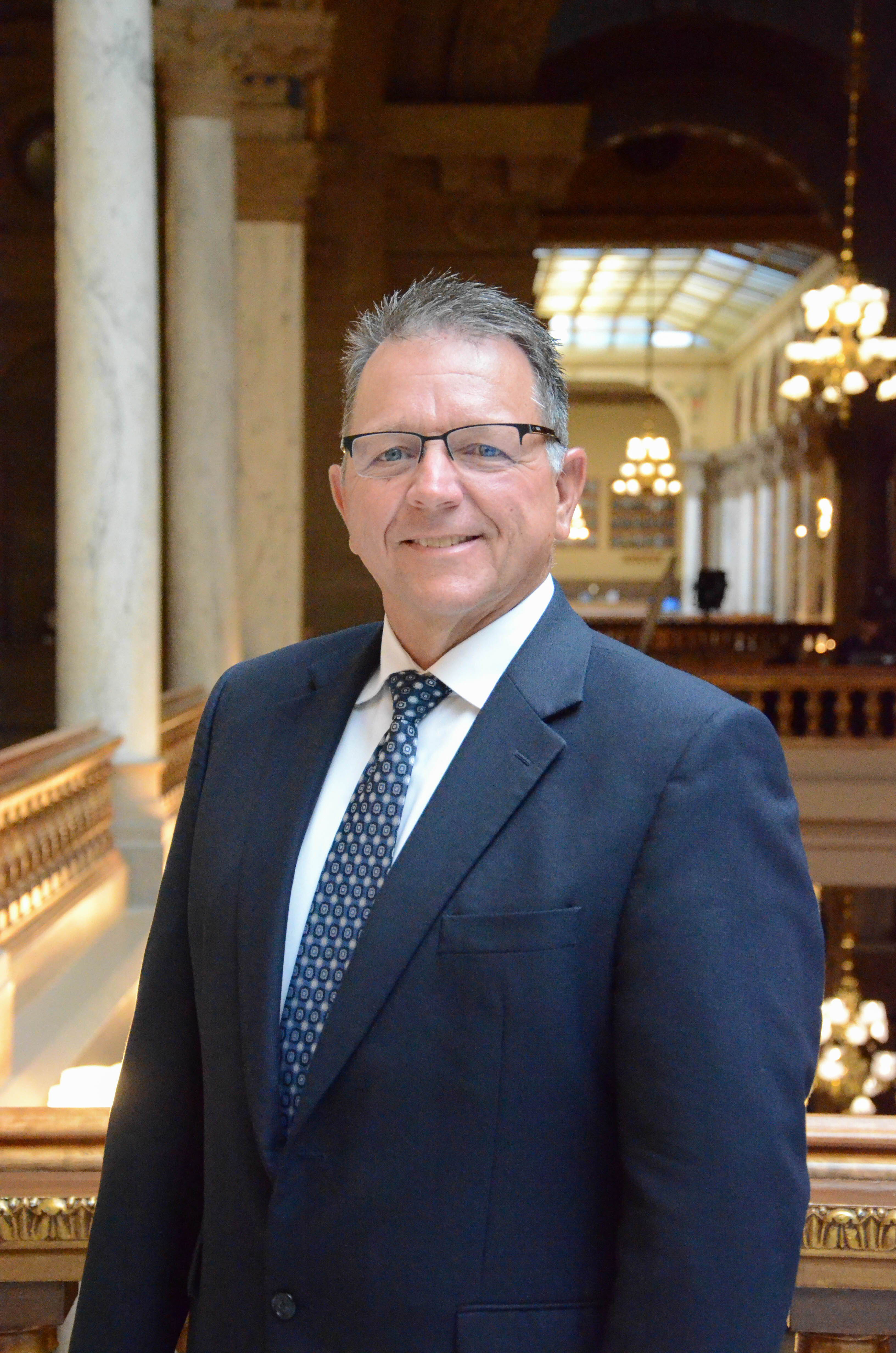 Schmitt asks Senate District 48 residents to take his constituent survey