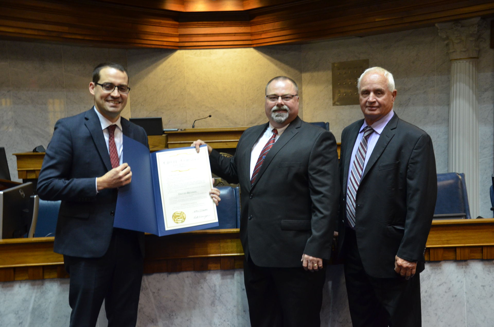 Niemeyer presents Sgt. David Benson with Circle of Corydon Award