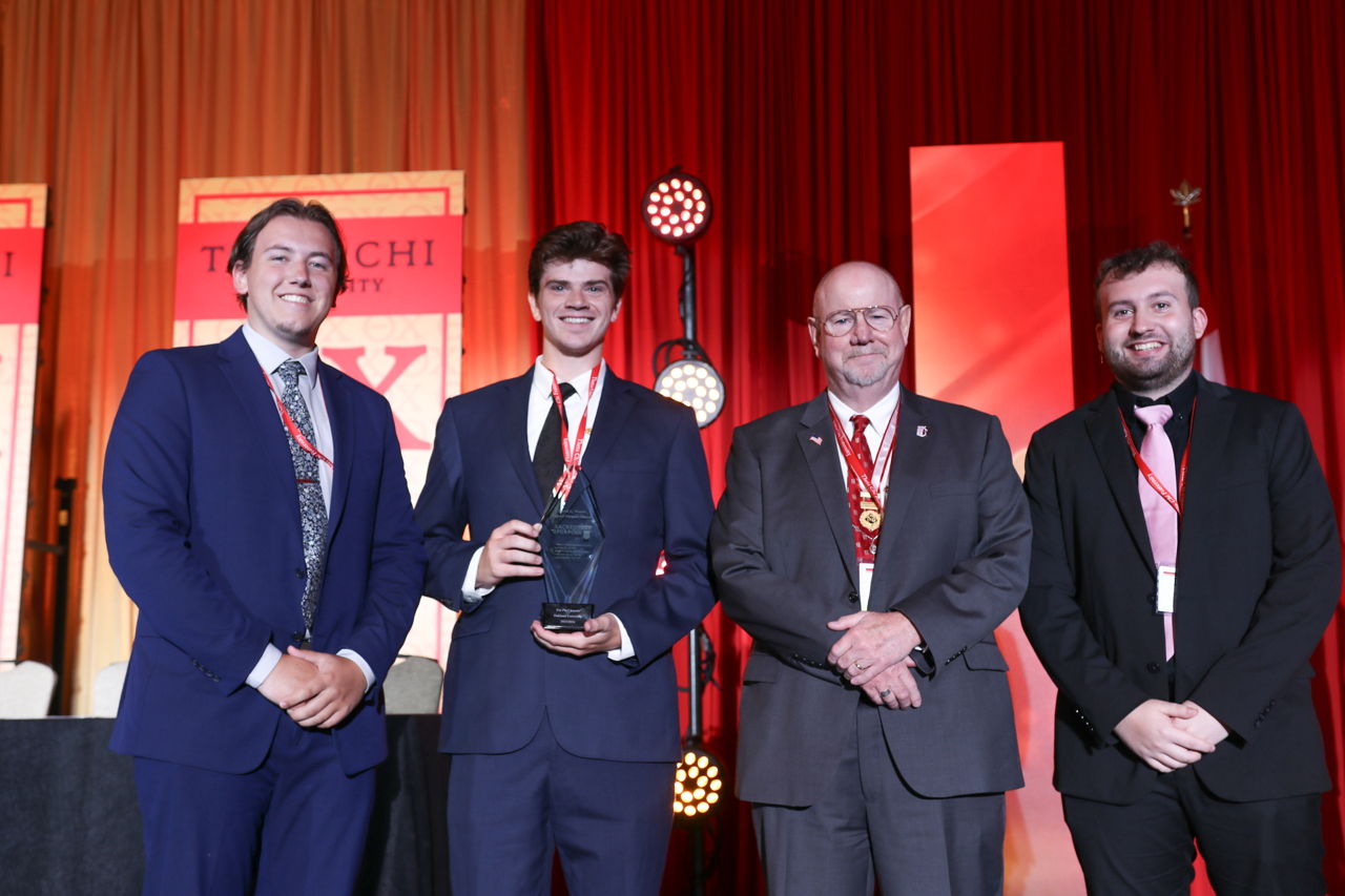 Eta Phi/Oakland Chapter Receives 2023/2024 Westol Sacred Purpose Award